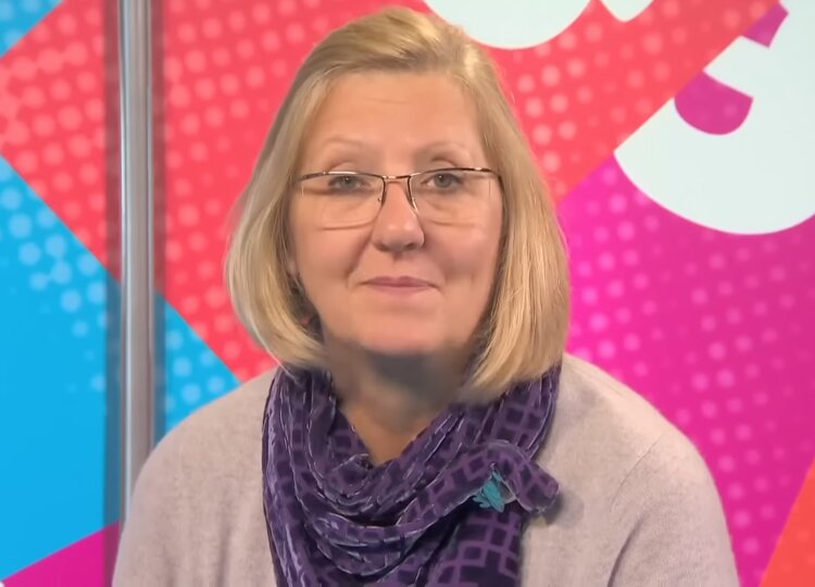 Laurie Scully's Instagram, Twitter & Facebook on IDCrawl